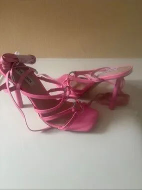 Steve Madden | Shoes | Steve Madden Pink Strappy Ringaccent Heels ...